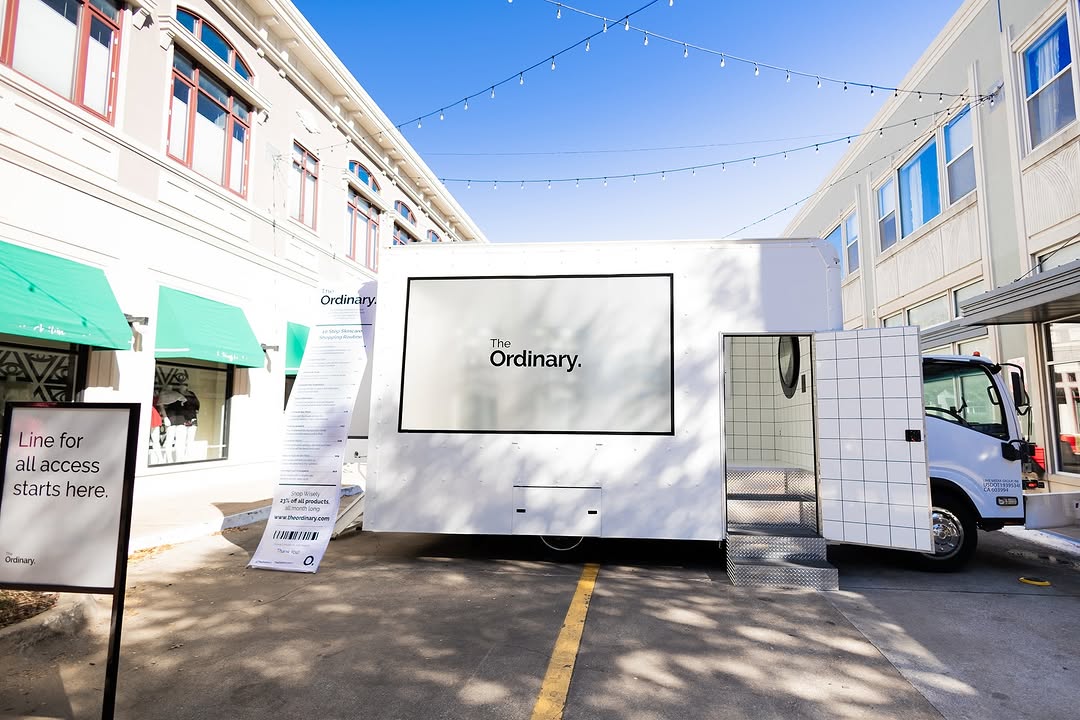 Custom Glass Box Truck Advertising — Lime Media
